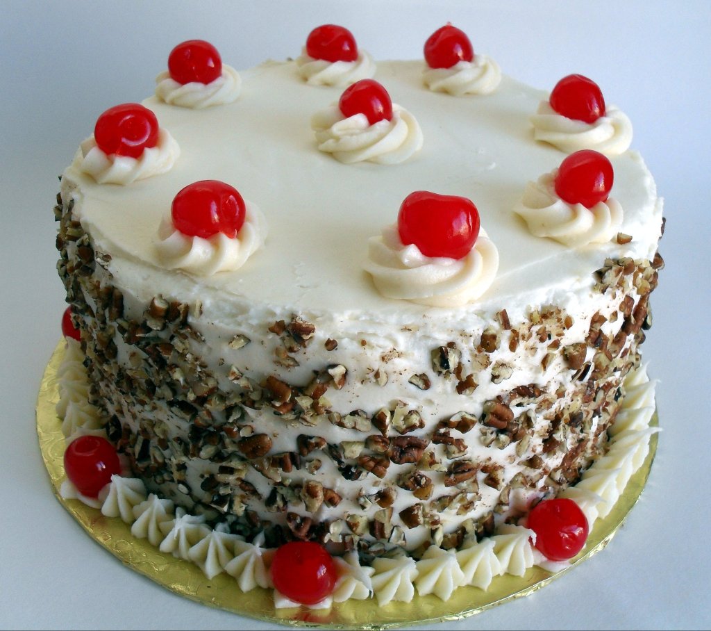 Easy Italian Cream Cake | Veronica's Cornucopia